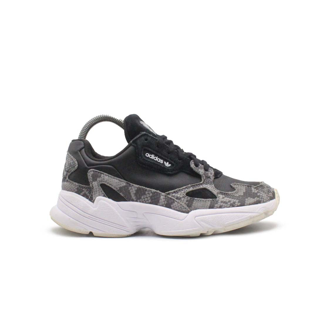 Adidas Originals Falcon Black/White – Drip Outfits